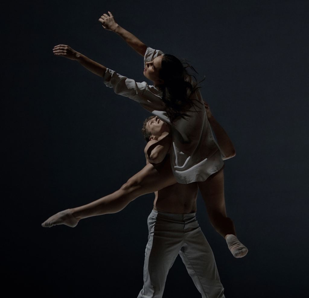 Dancers-Dex-van-ter-Meij-and-Kirsten-Wicklund_BBC_R+J_-photo-Michael ...